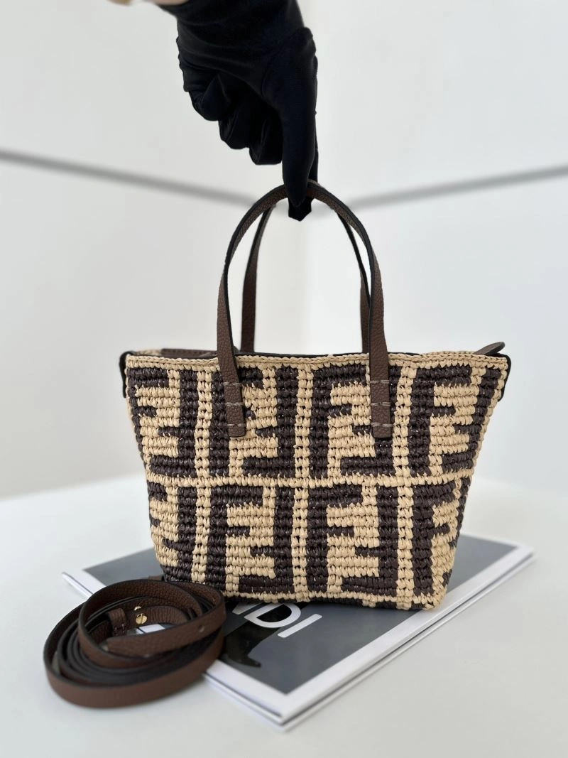 Low-cost Fendi Shopping Bags