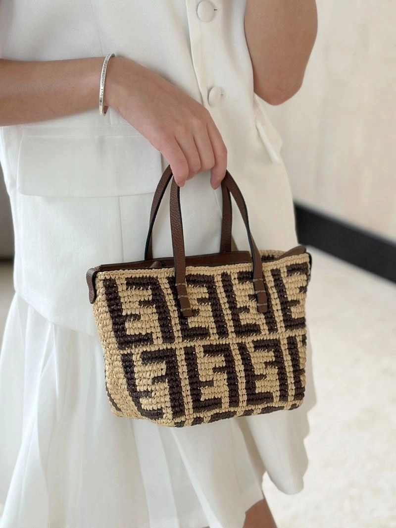 Low-cost Fendi Shopping Bags