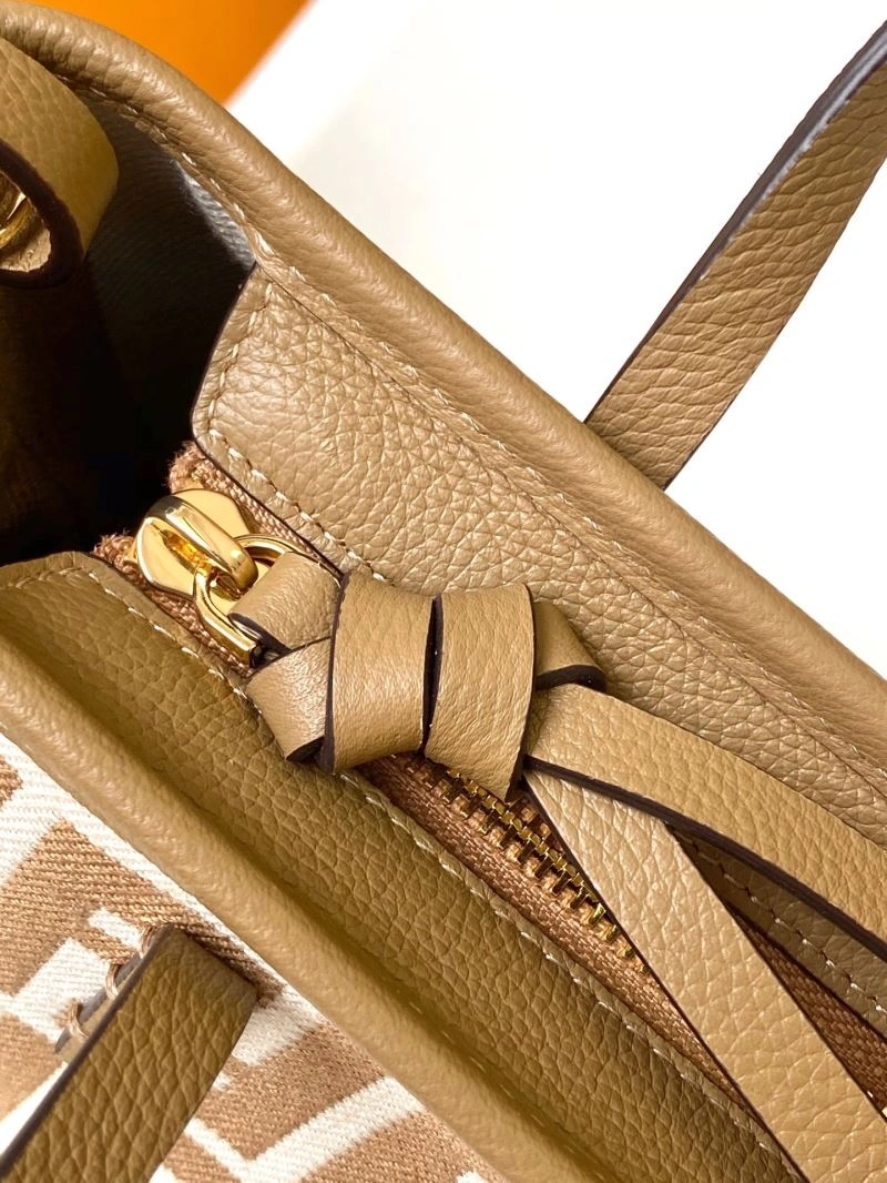 Indistinguishable Fendi Shopping Bags