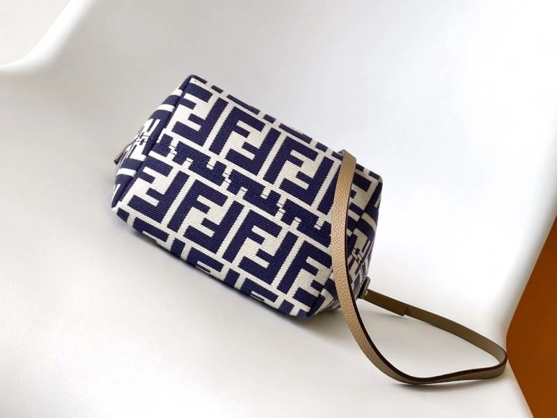 Top match Fendi Shopping Bags