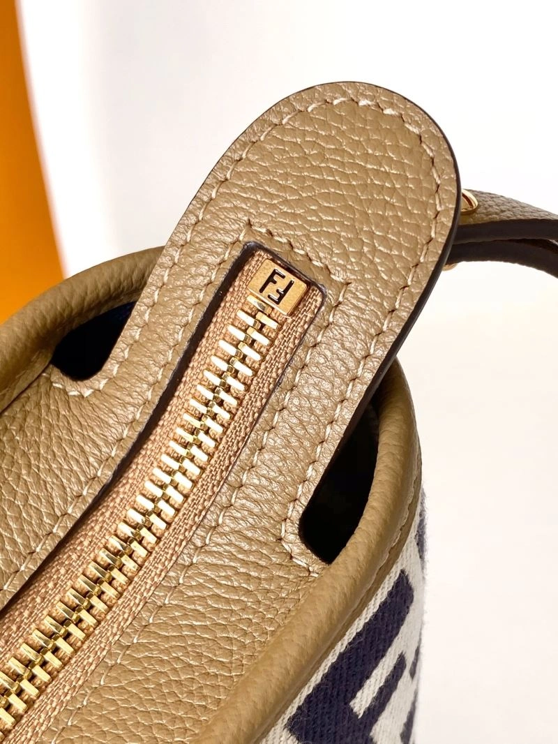 Top match Fendi Shopping Bags