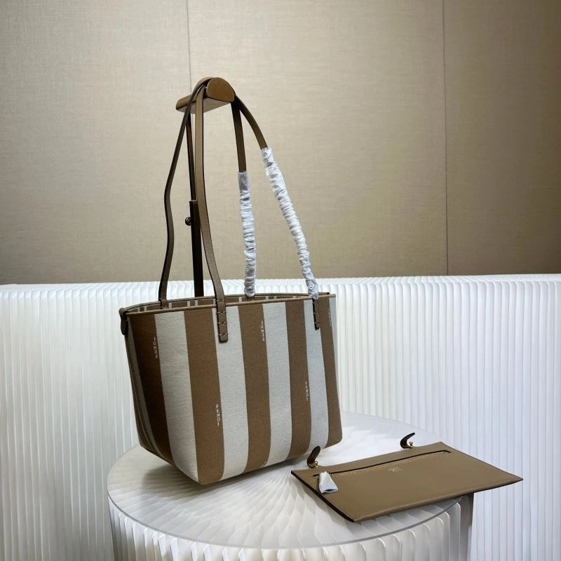 Low-cost Fendi Shopping Bags
