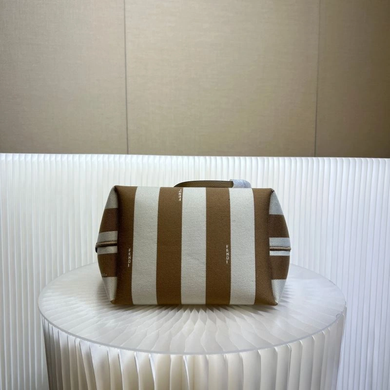 Low-cost Fendi Shopping Bags