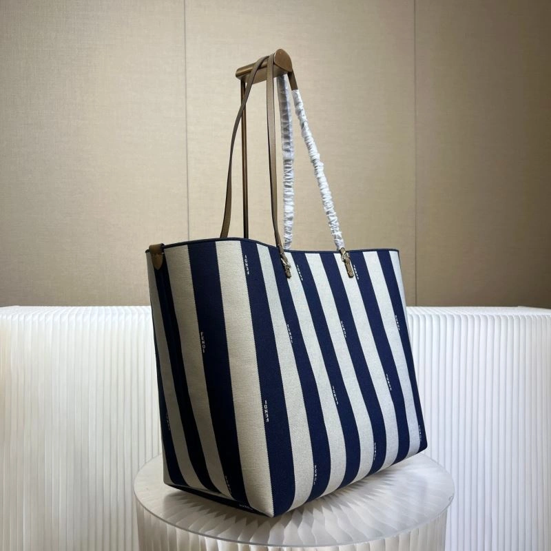 Top mirror Fendi Shopping Bags