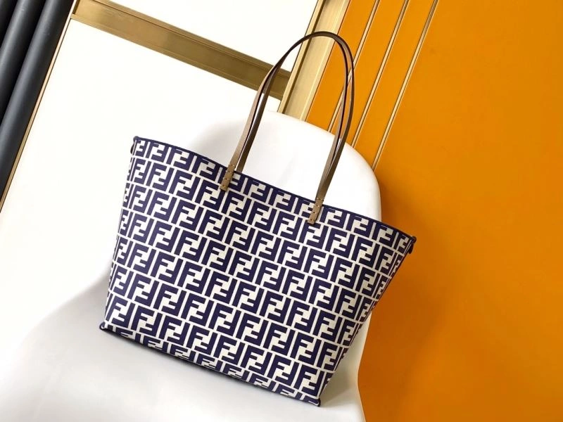 High fidelity Fendi Shopping Bags
