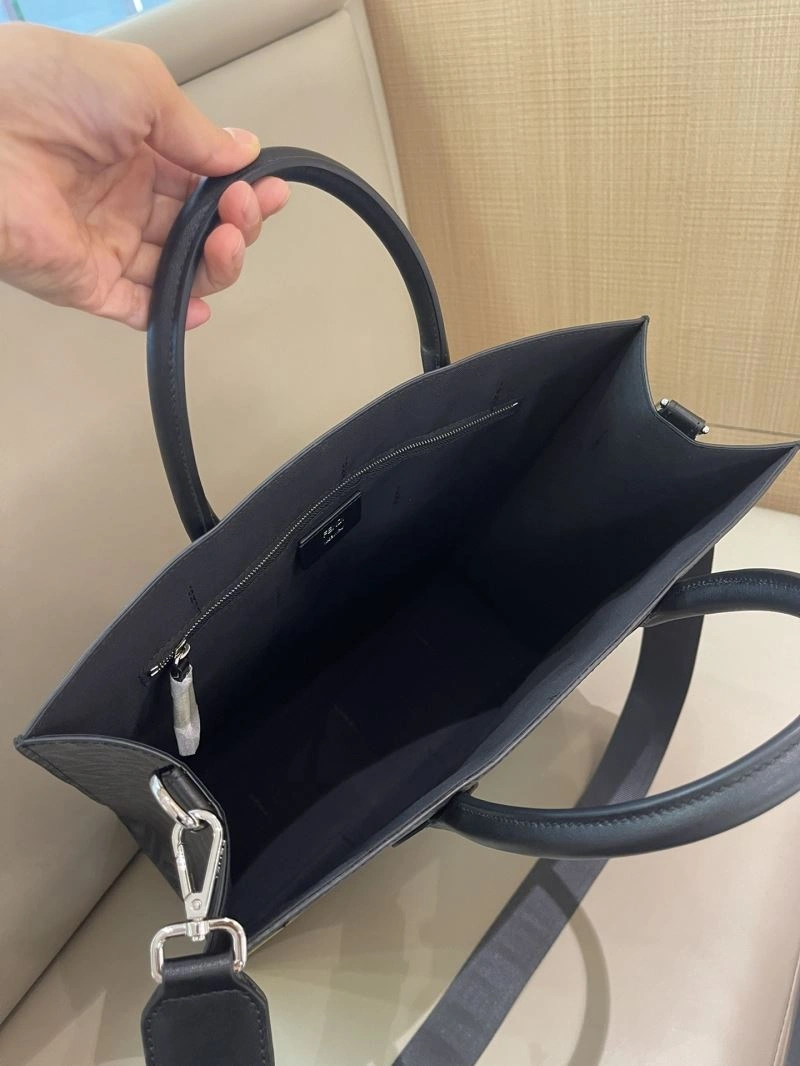 Reasonably priced Fendi Shopping Bags