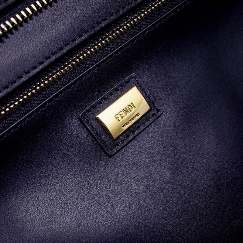 Top mirror Fendi Shopping Bags