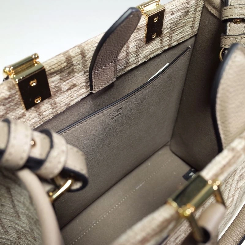 Mirror quality Fendi Shopping Bags
