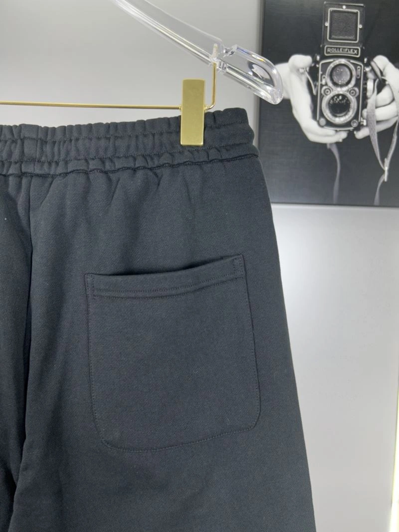Indistinguishable Fendi Short Pants