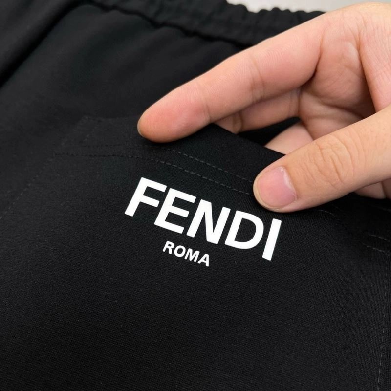 Top mirror Fendi Short Pants