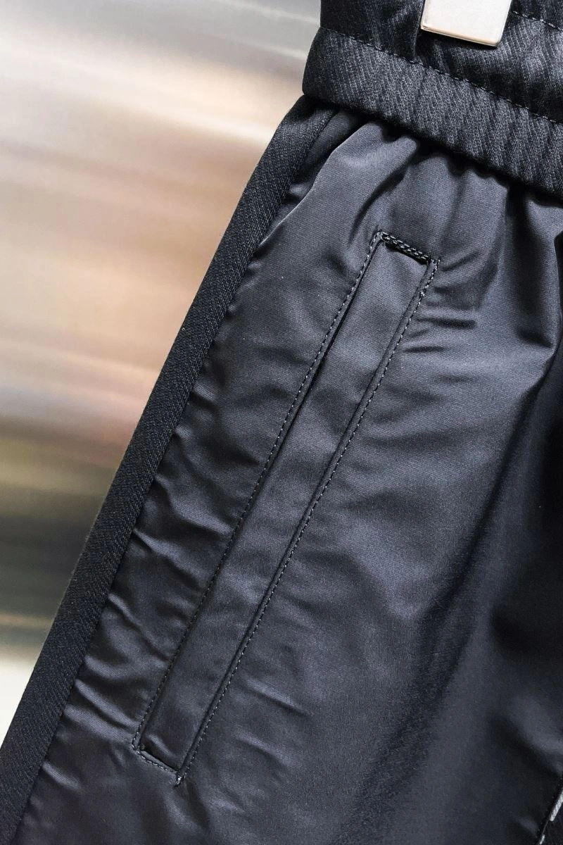 Budget-friendly Fendi Short Pants