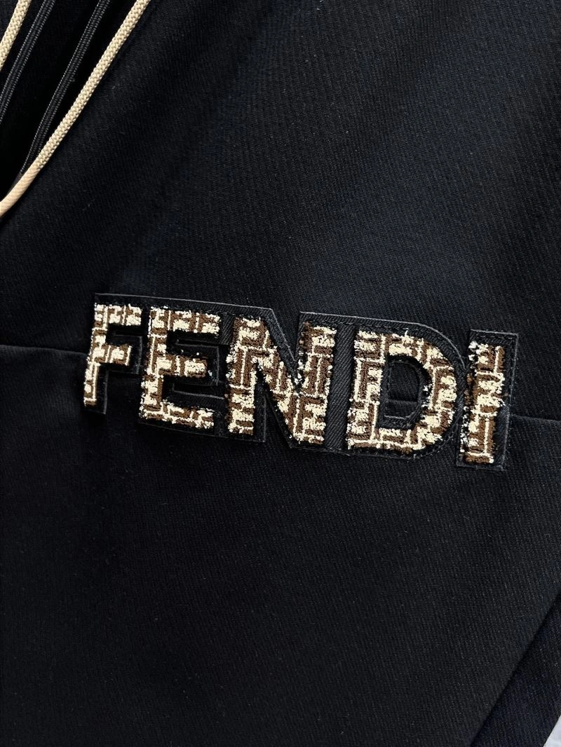 Top mirror Fendi Short Pants