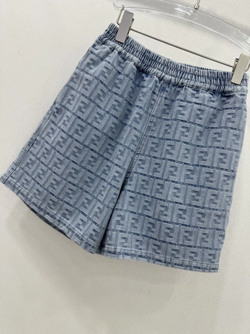 Top mirror Fendi Short Pants