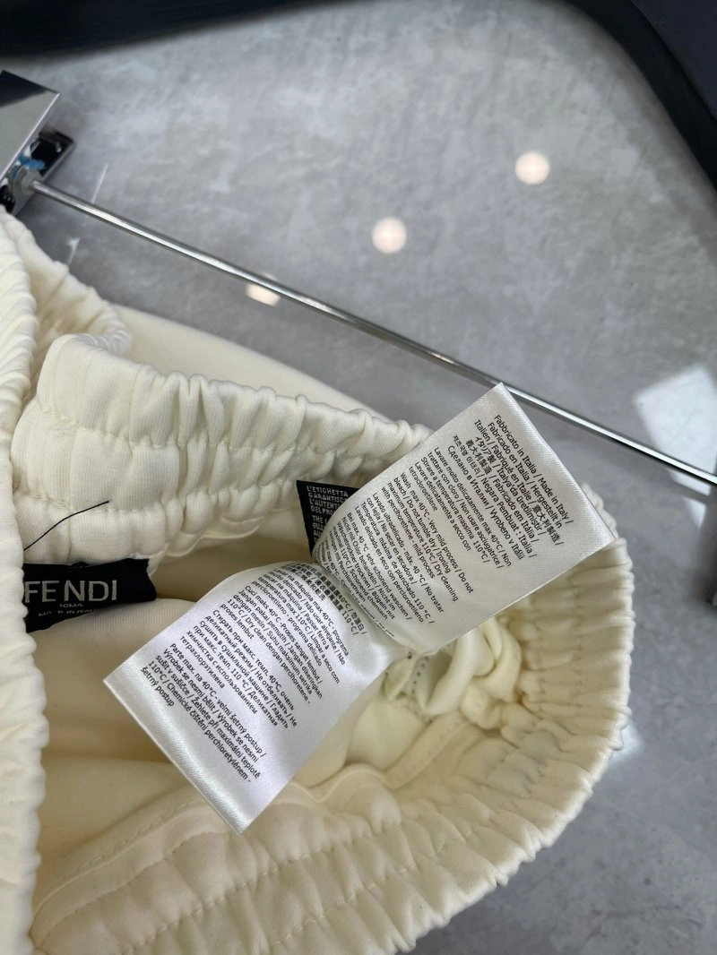 Bargain Fendi Short Pants