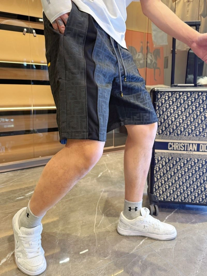 Top mirror Fendi Short Pants