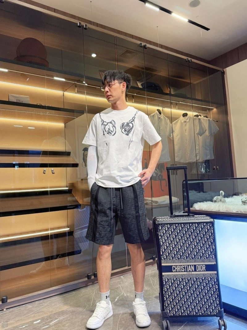 Top mirror Fendi Short Pants