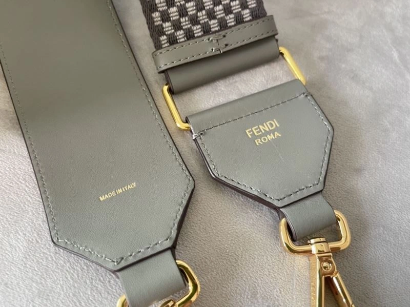 Top match Fendi Shoulder Straps