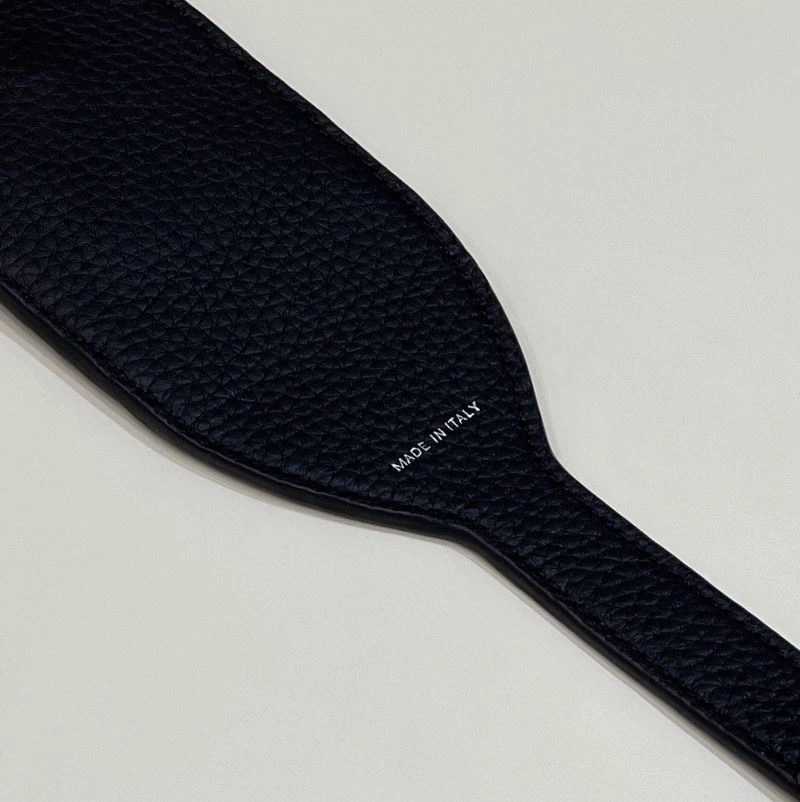 Bargain Fendi Shoulder Straps