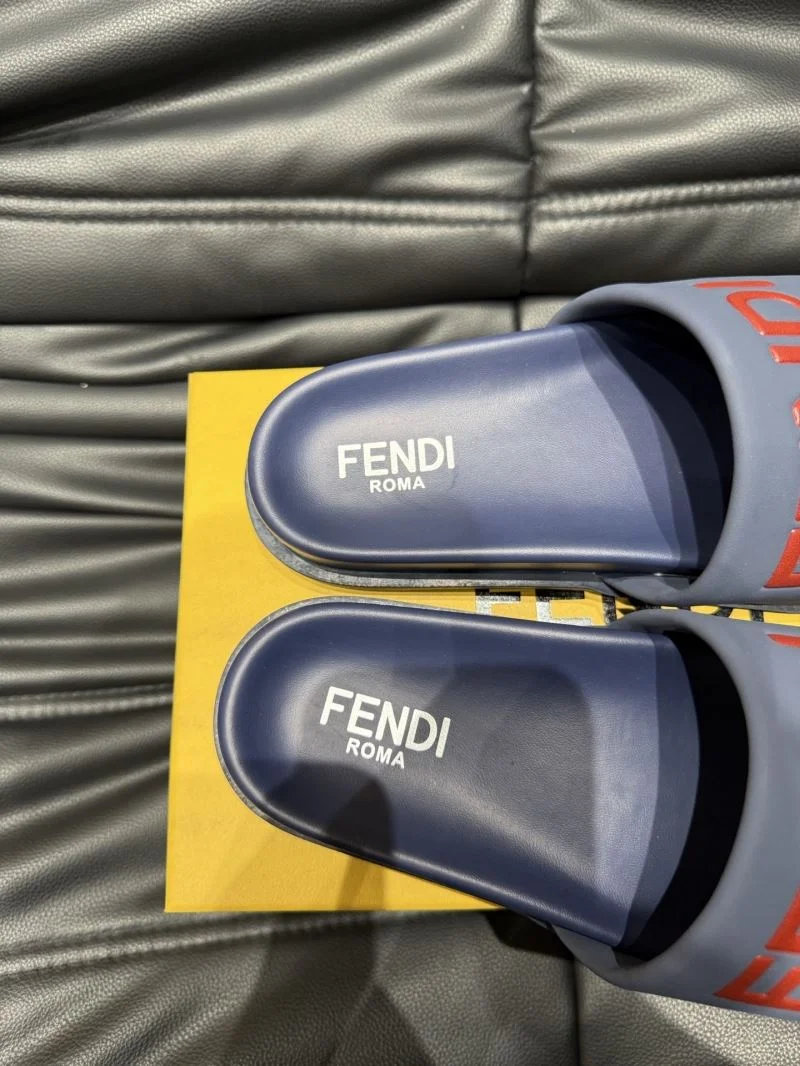 Brand-authenticated Fendi Slippers