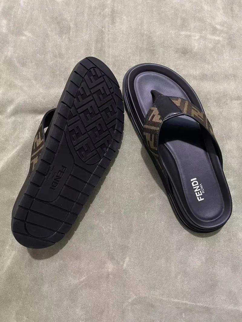 Top match Fendi Slippers