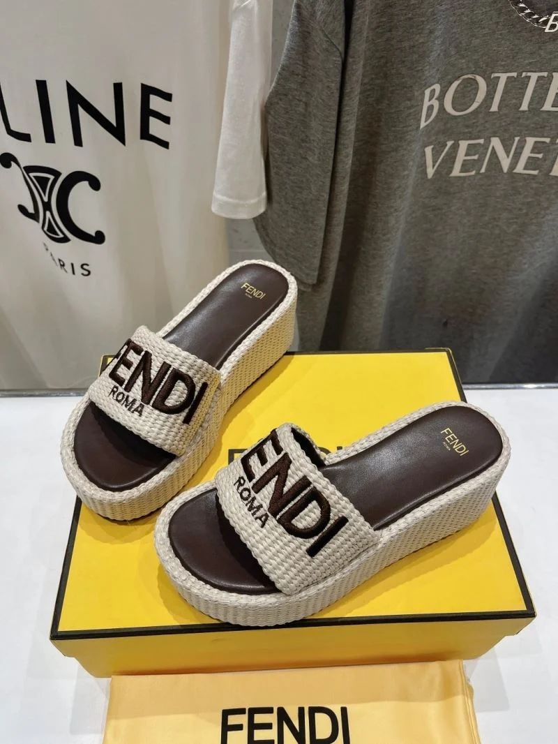 Discounted Fendi Slippers