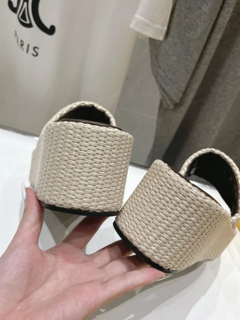 Discounted Fendi Slippers