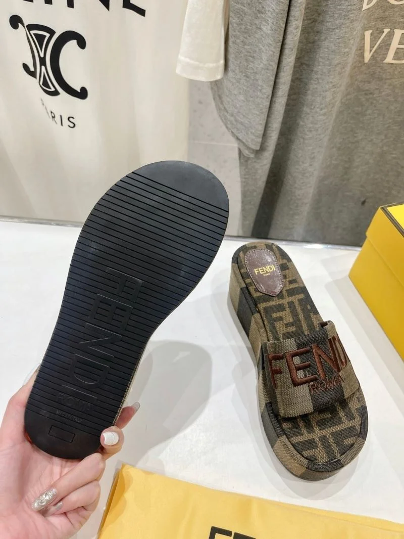 Cut-rate Fendi Slippers