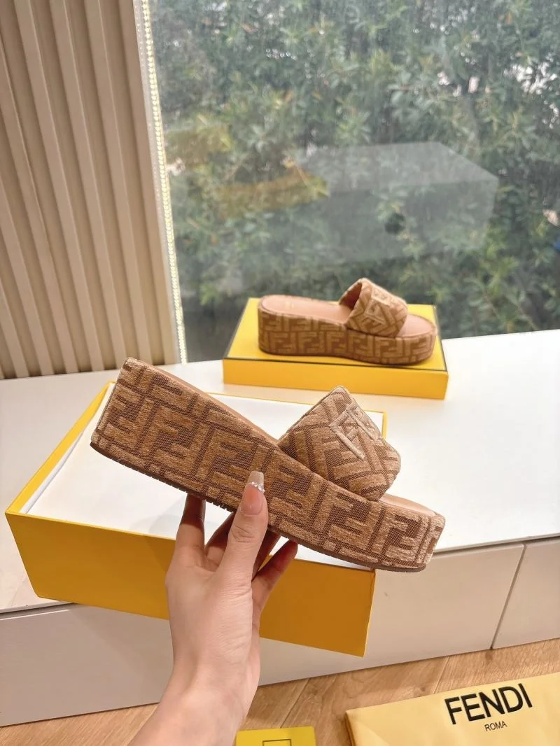 Precise copy Fendi Slippers