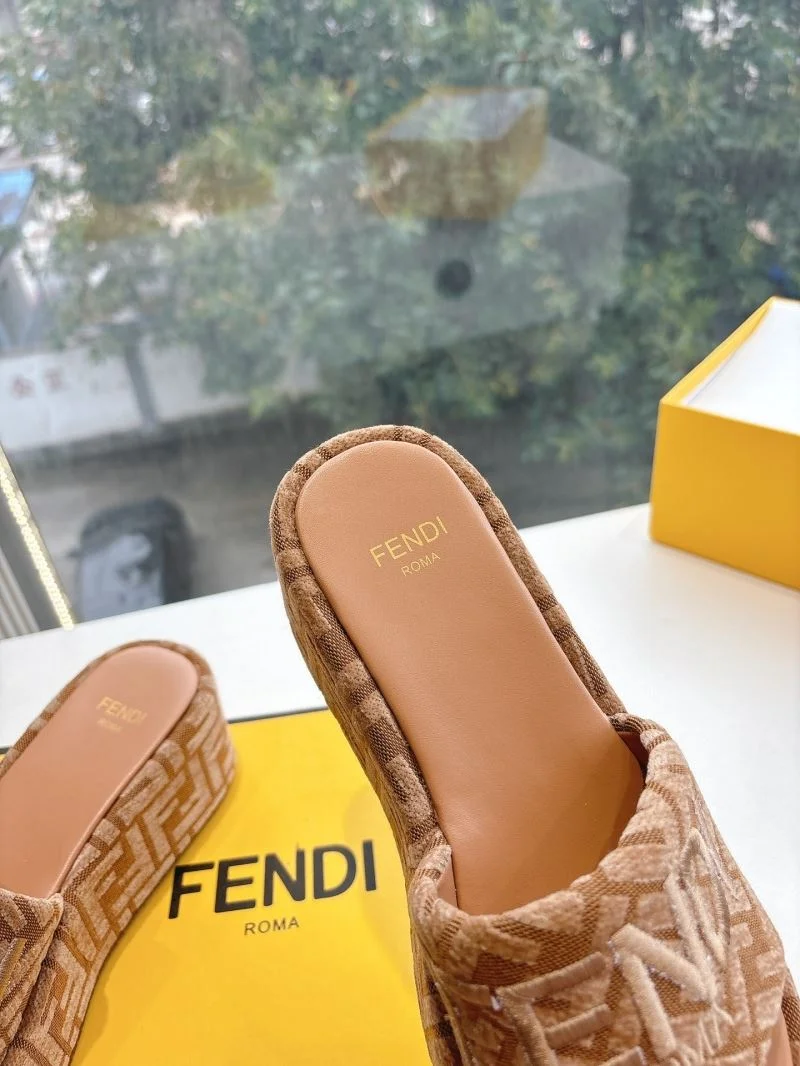 Precise copy Fendi Slippers