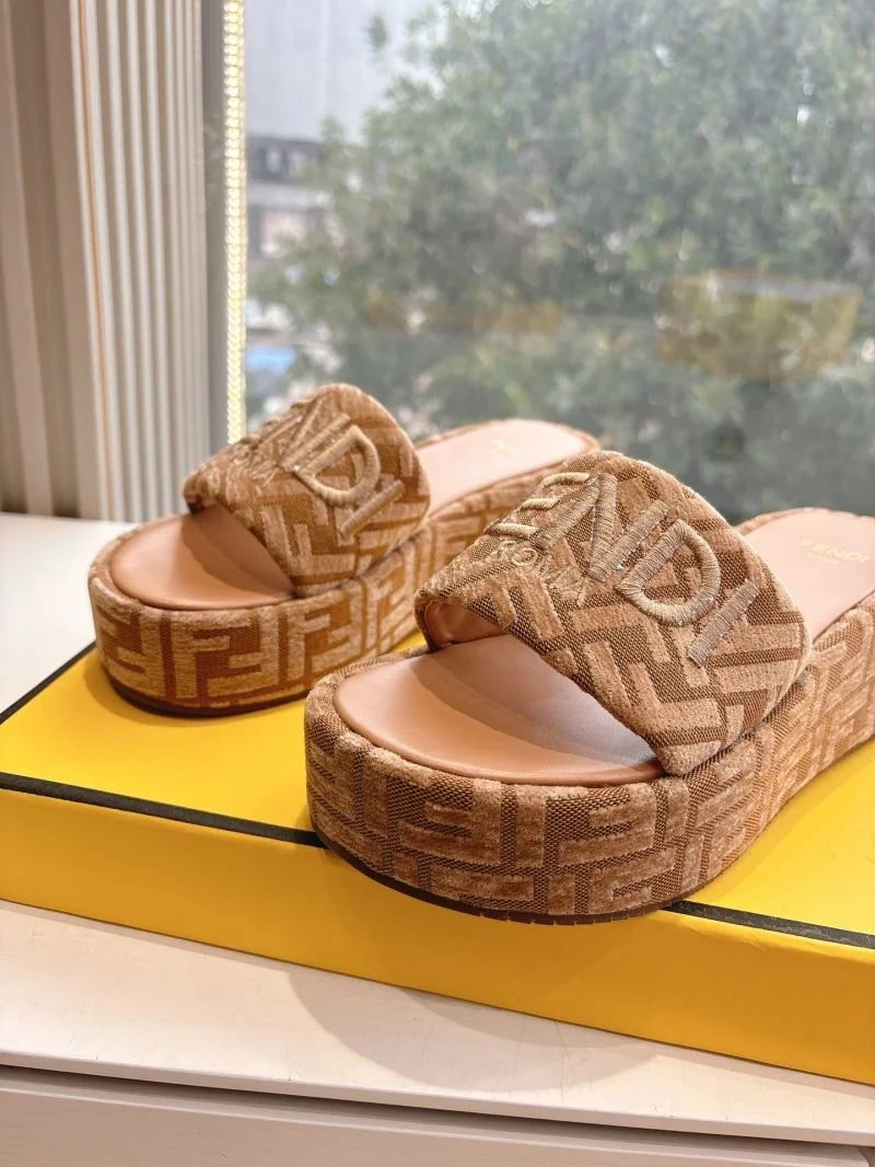Precise copy Fendi Slippers