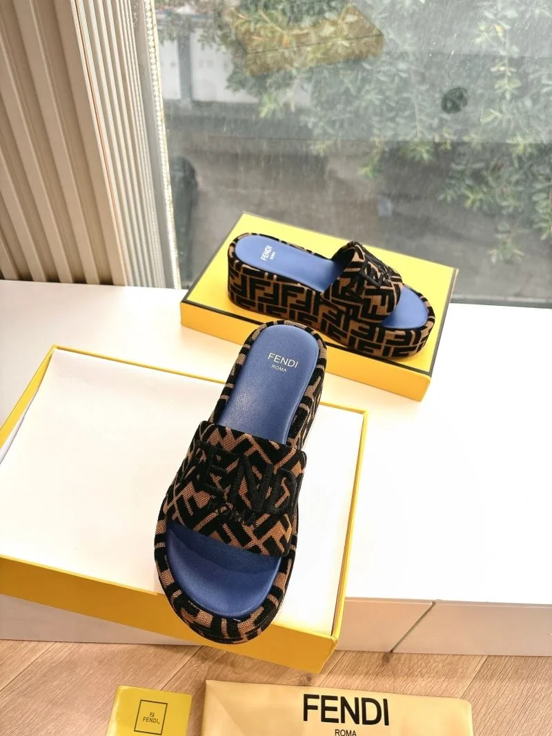 Brand-original Fendi Slippers