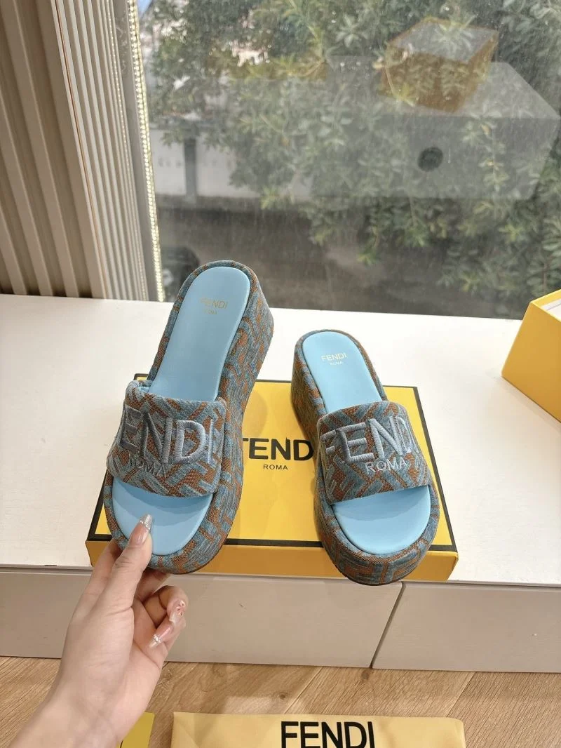 Factory-made Fendi Slippers