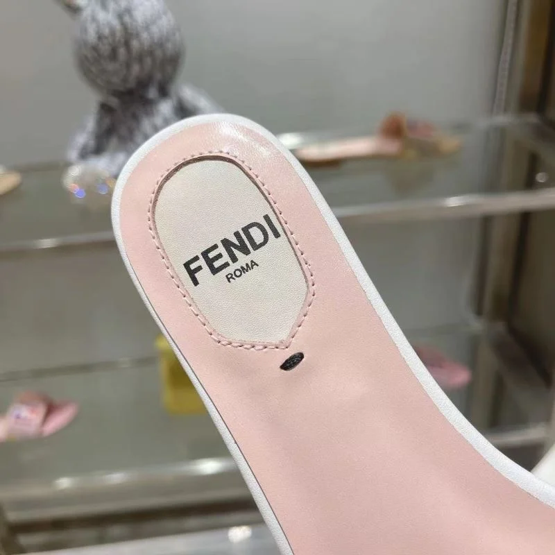 Accurate model Fendi Slippers