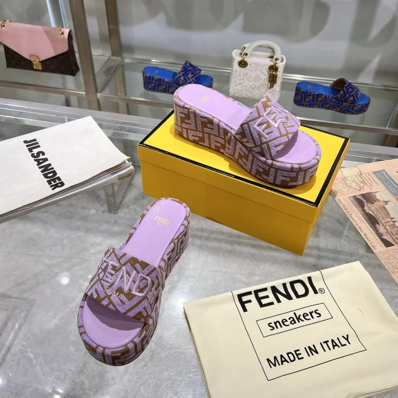 High fidelity Fendi Slippers