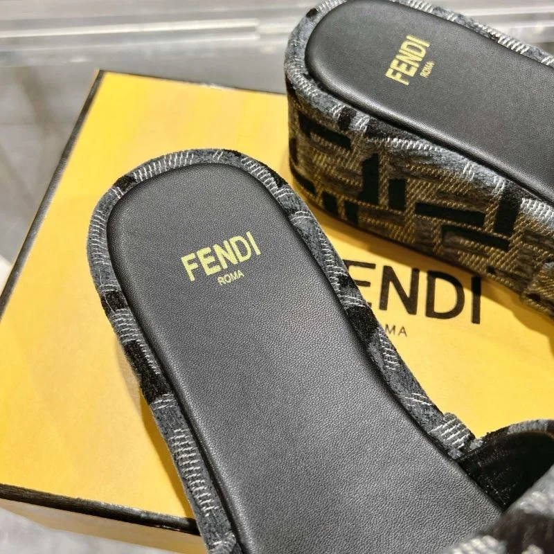 Factory-made Fendi Slippers