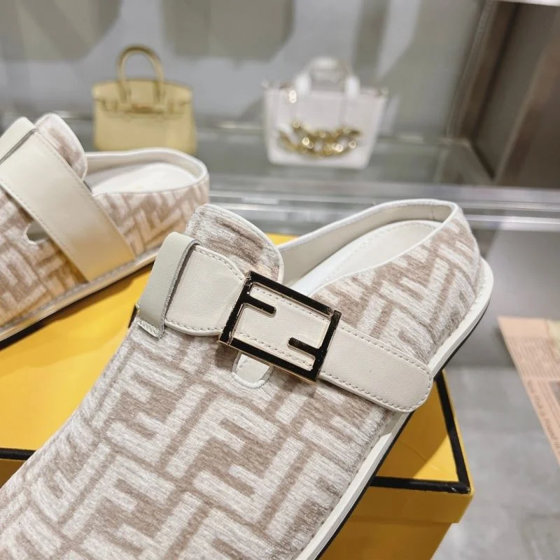 Economical Fendi Slippers