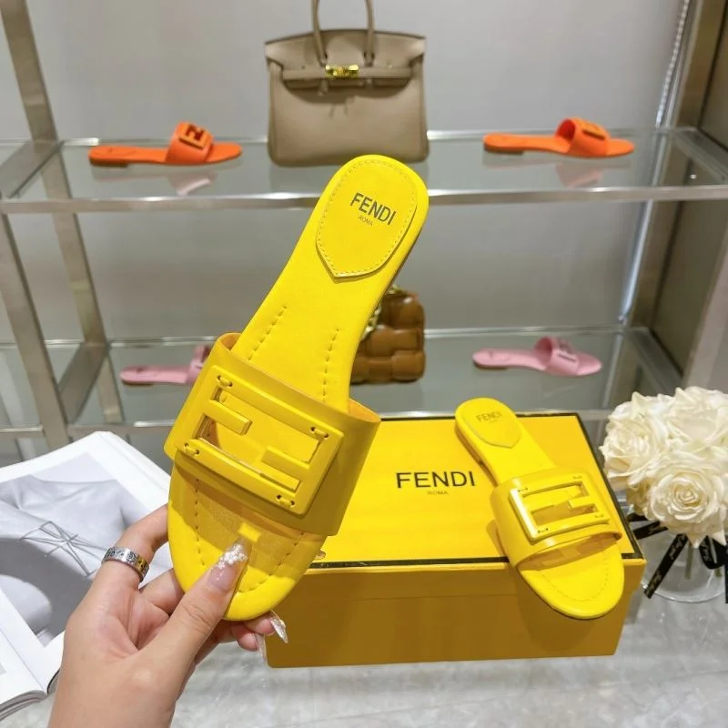 Accurate model Fendi Slippers