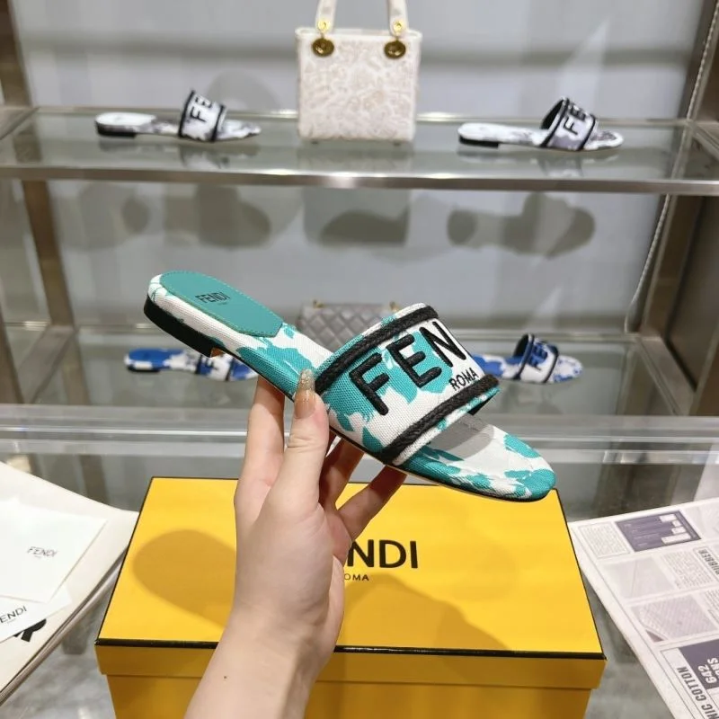 Brand-original Fendi Slippers