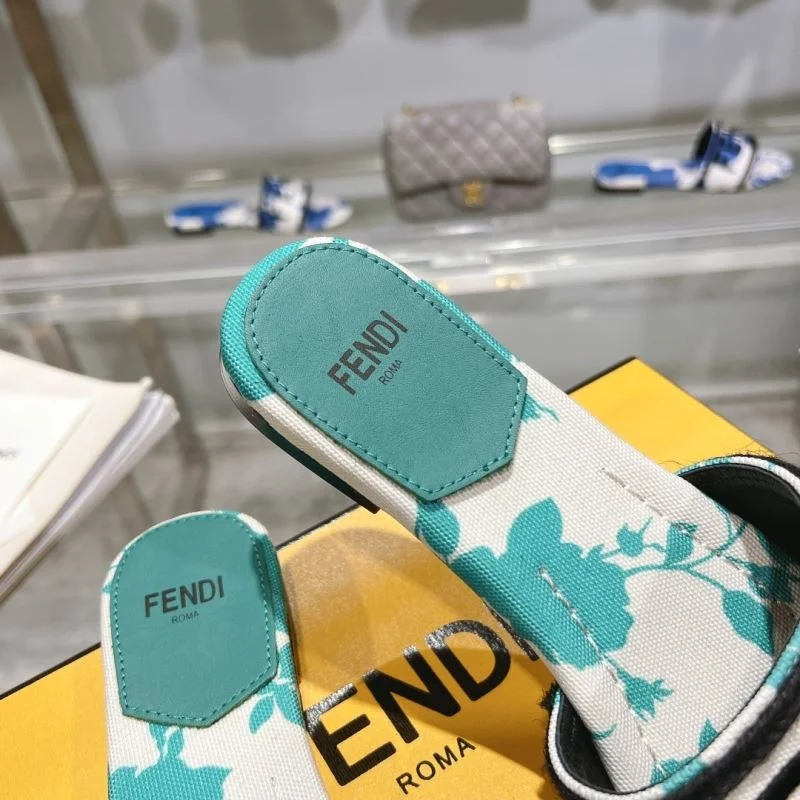 Brand-original Fendi Slippers