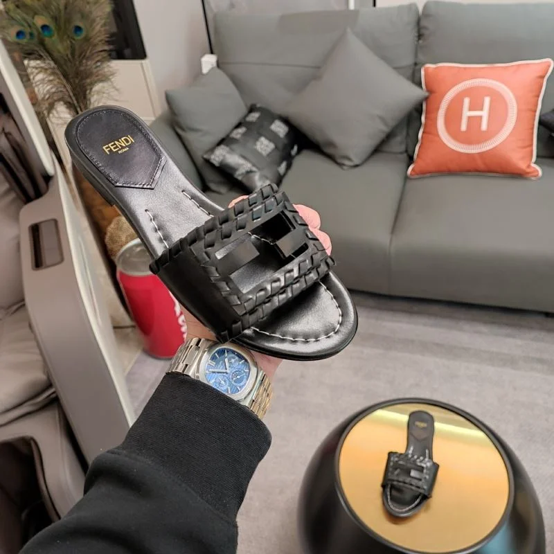 Legit Fendi Slippers