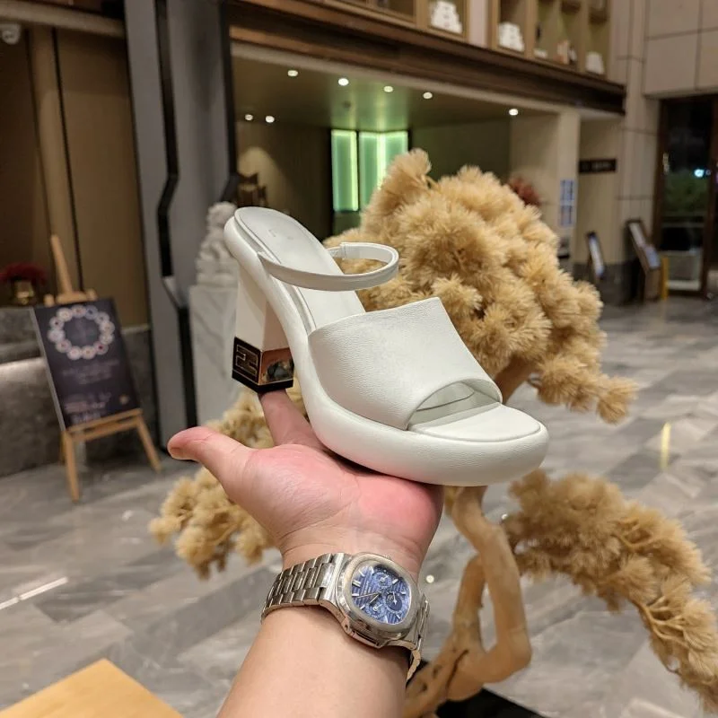 Factory-made Fendi Slippers