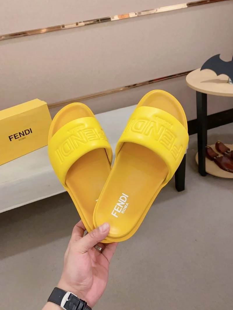Inexpensive Fendi Slippers