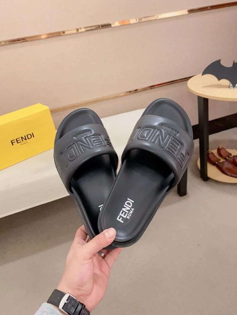 Inexpensive Fendi Slippers