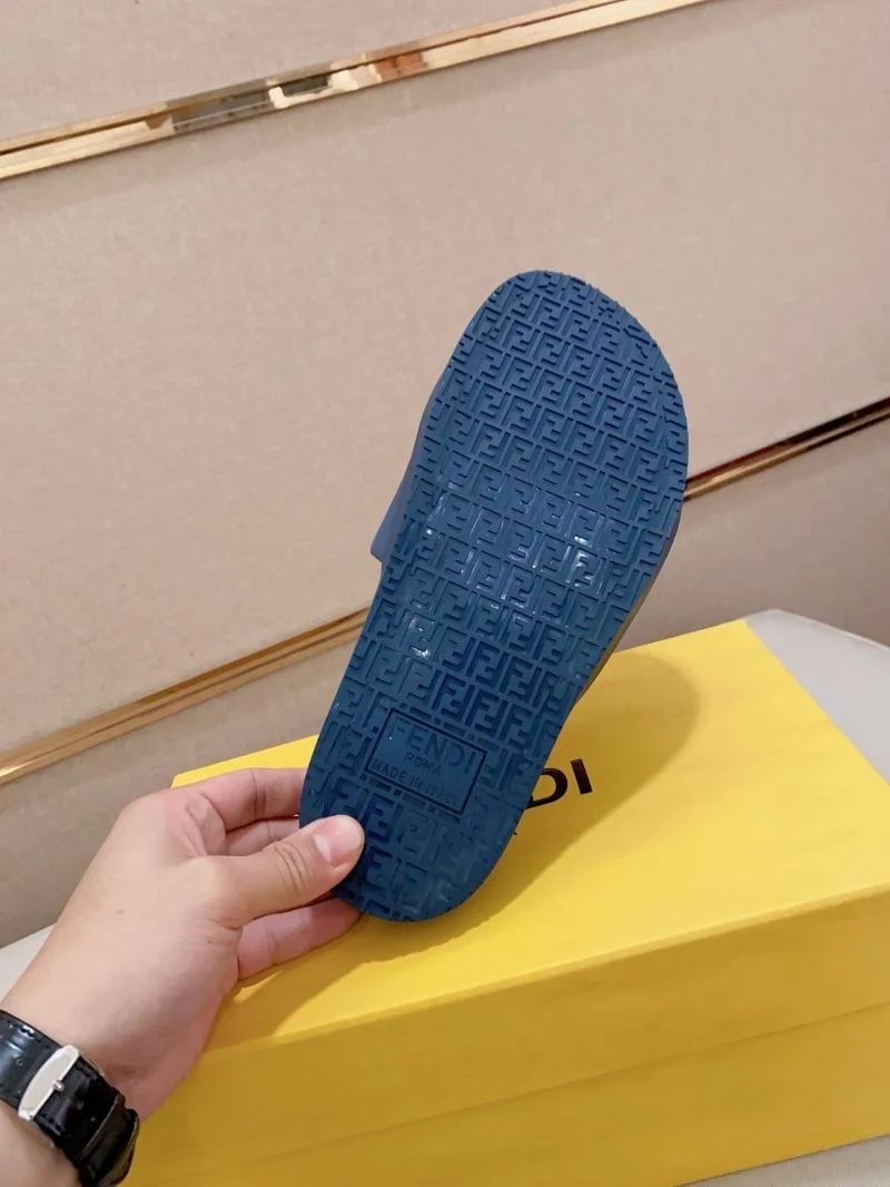 Top match Fendi Slippers