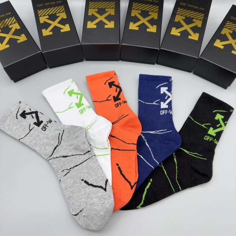 Precise copy Fendi Socks