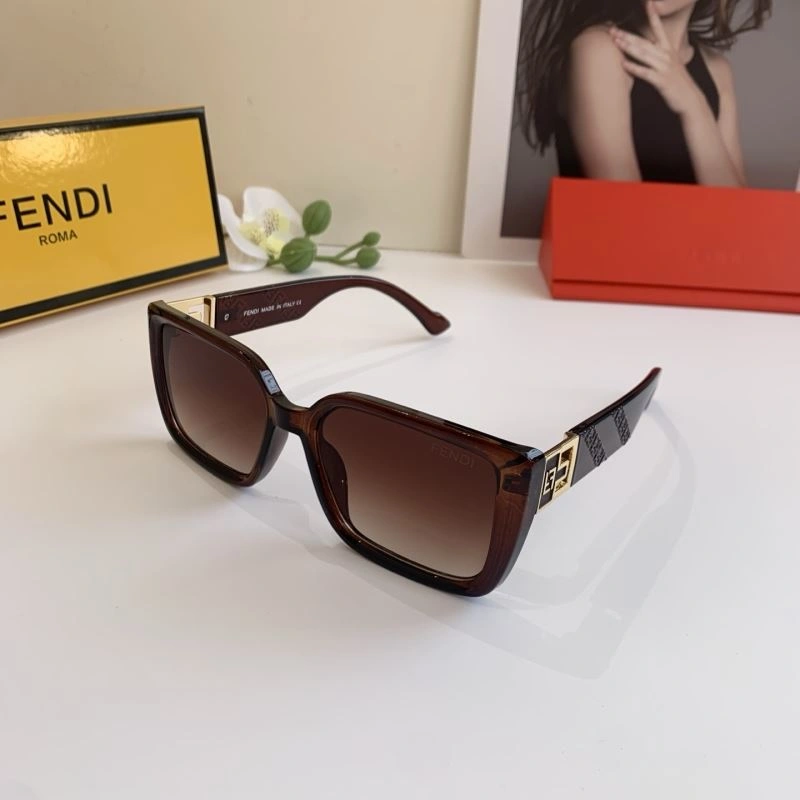 Low-cost Fendi Sunglasses