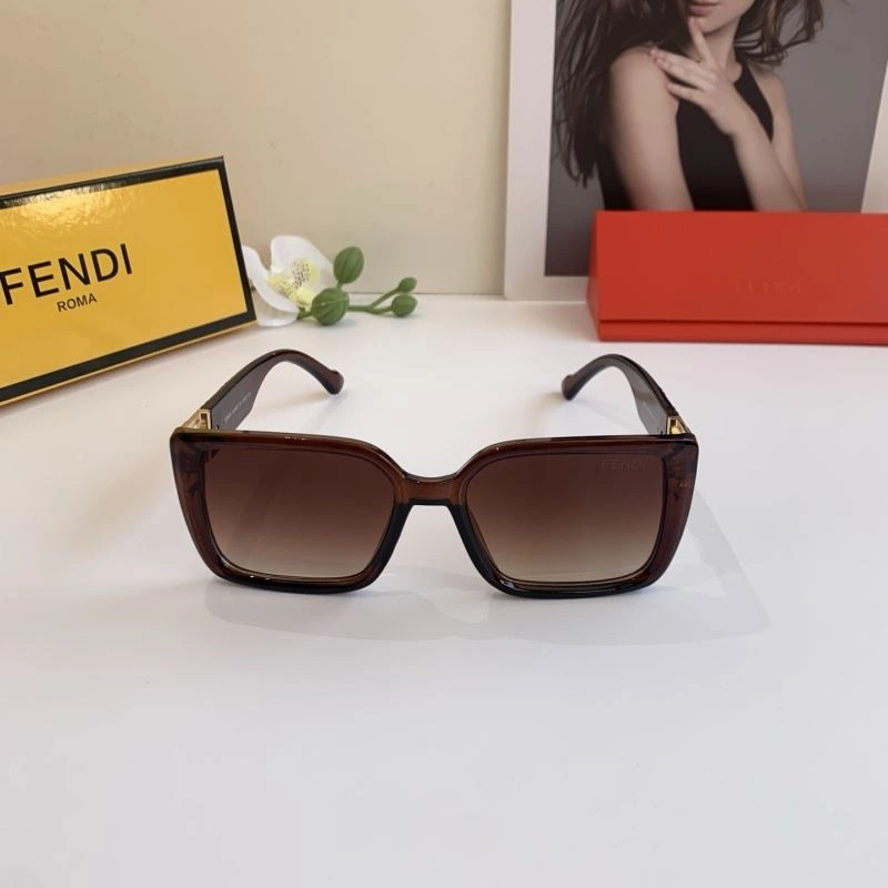 Low-cost Fendi Sunglasses