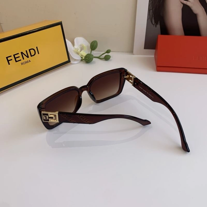 Low-cost Fendi Sunglasses