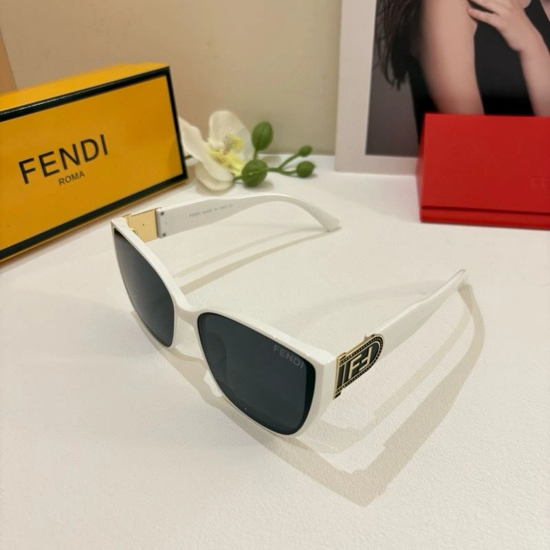 Perfect replica Fendi Sunglasses