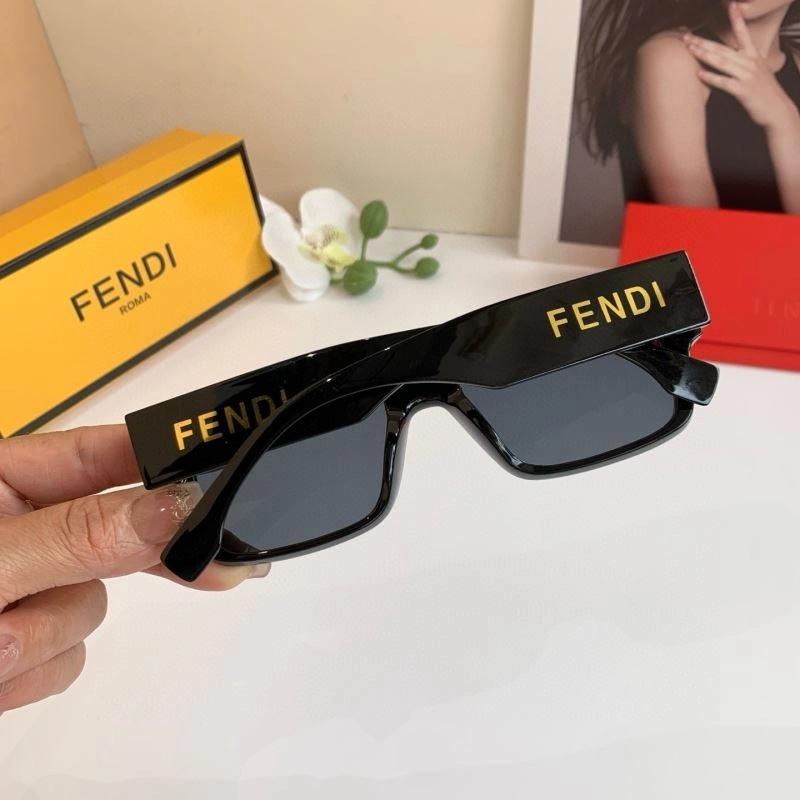 1:1 copy Fendi Sunglasses